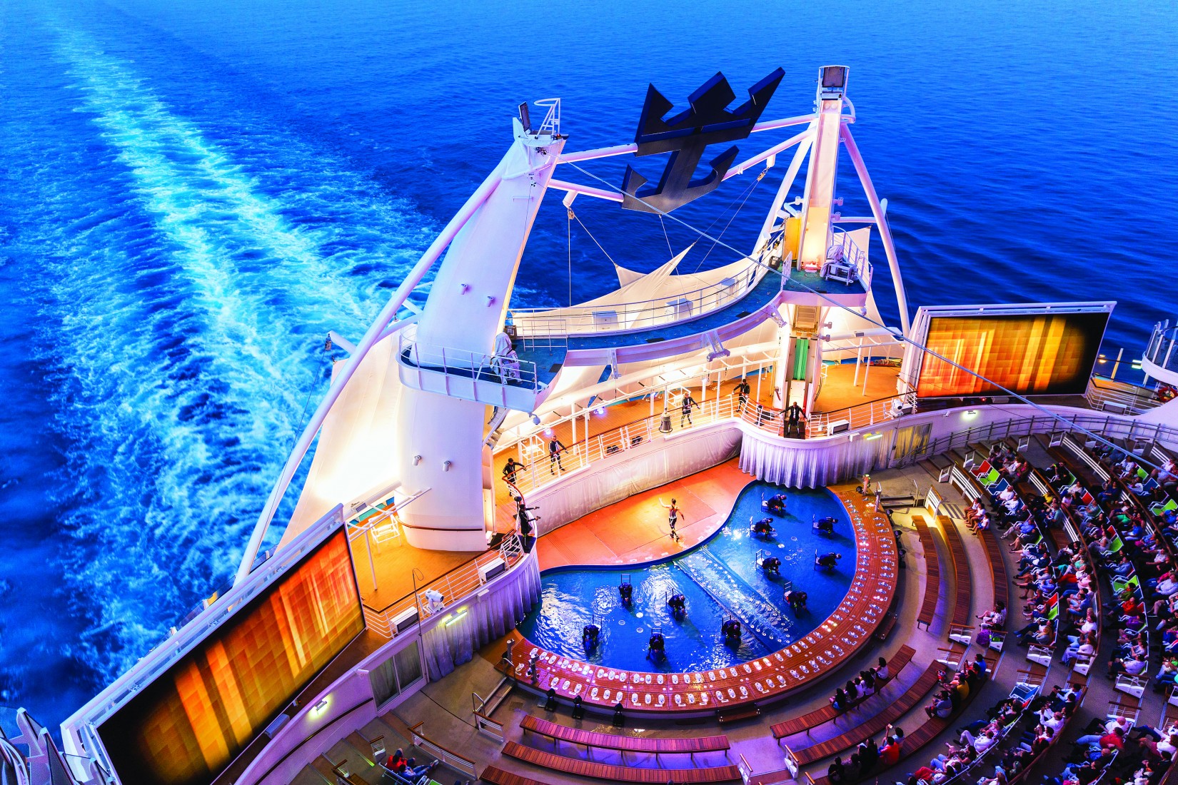 Inside Look What It s Like To Be A Cruise Ship Performer Royal